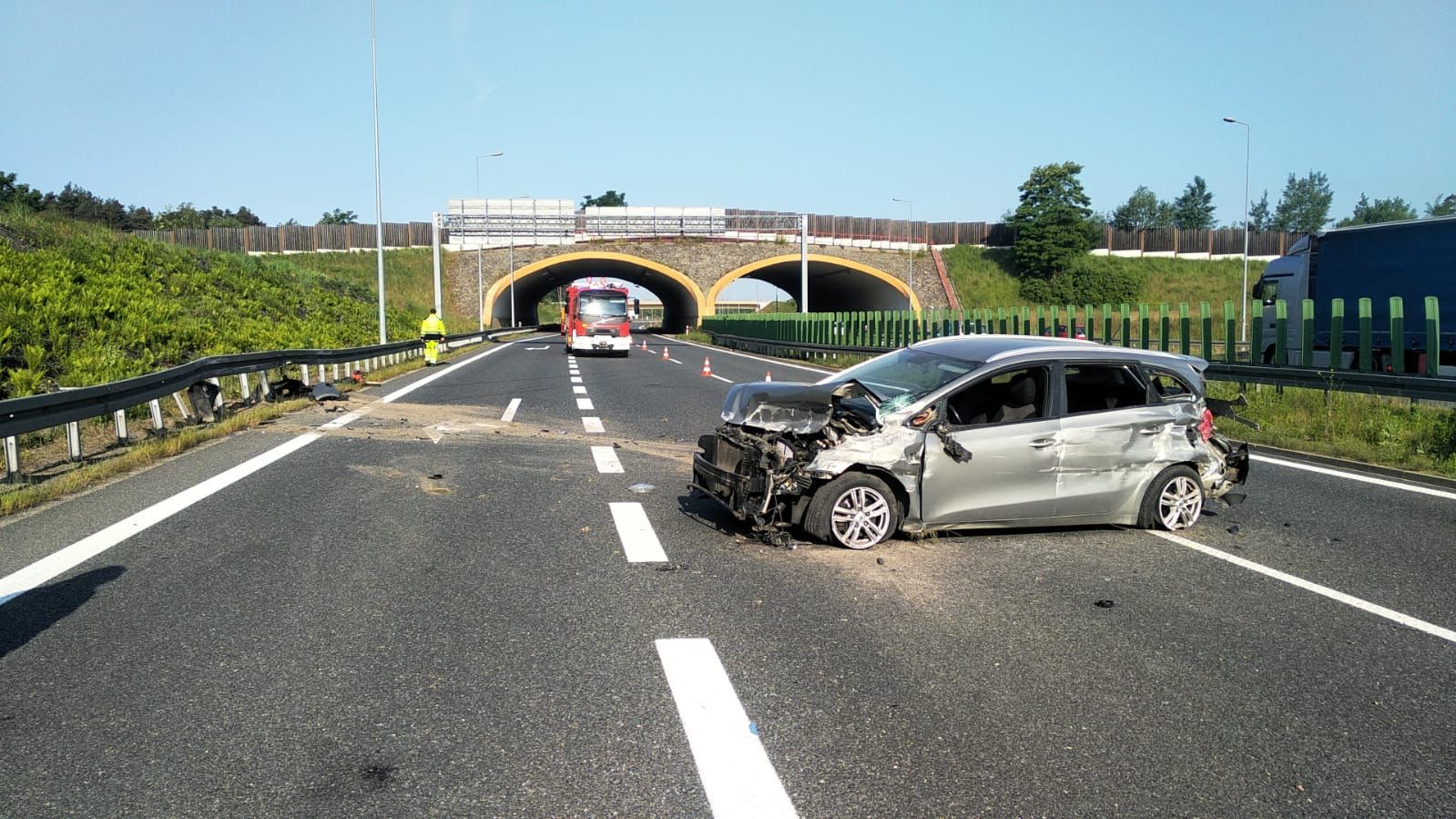 Wypadek na autostradzie A4 na węźle autostradowym Brzesko / 2 czerwca 2023 r ...